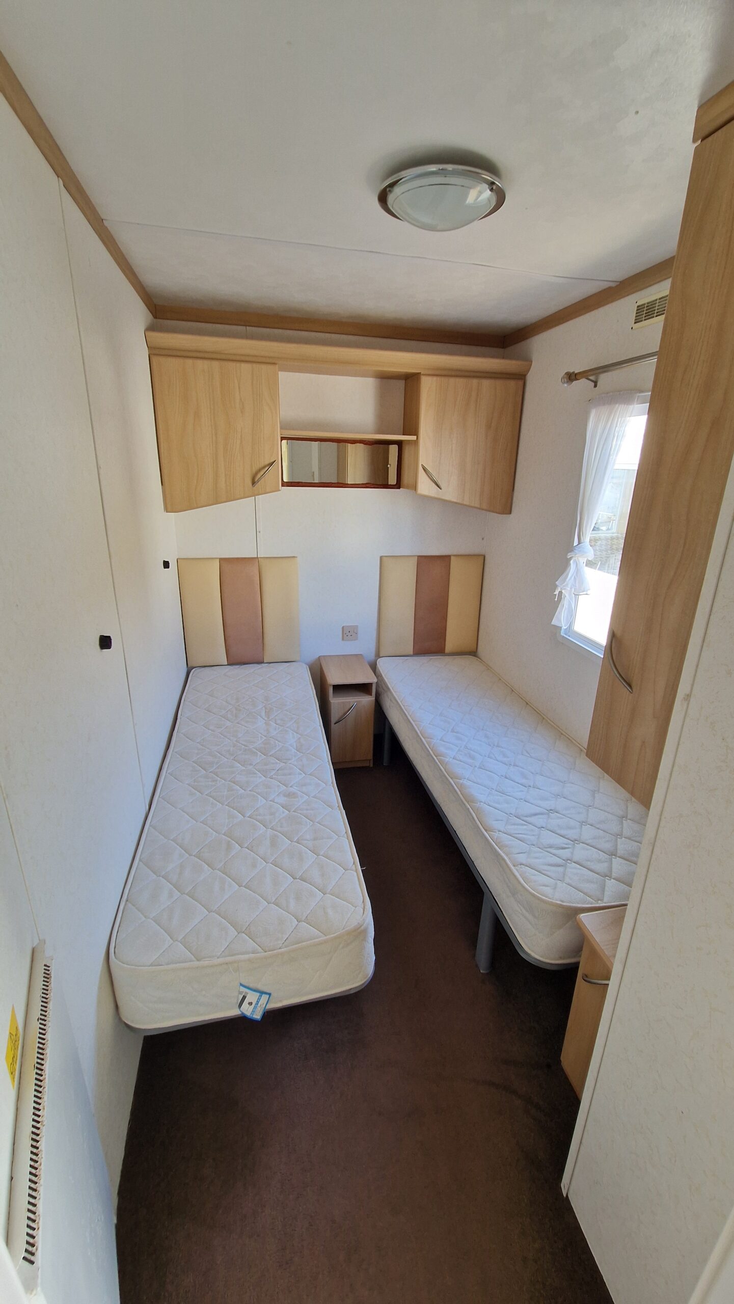 Carnaby Henley 34x12ft 2009 3 Bed Static Caravan